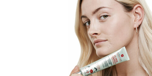 Rougeurs visage : comment les réduire | Erborian FR